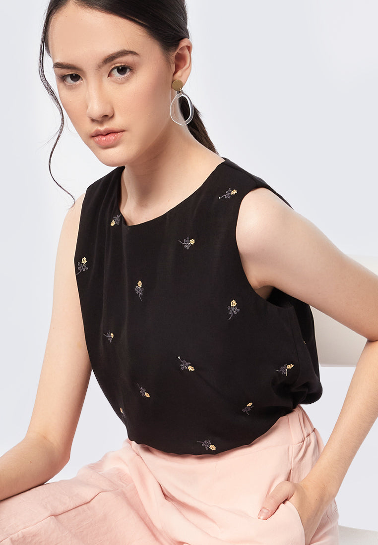 Embroidered Sleeveless Top – EXECUTIVE